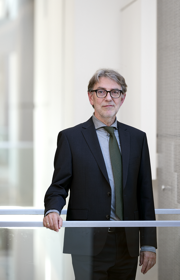 Mr. F.R. (Frits) Salomons - Raad van State