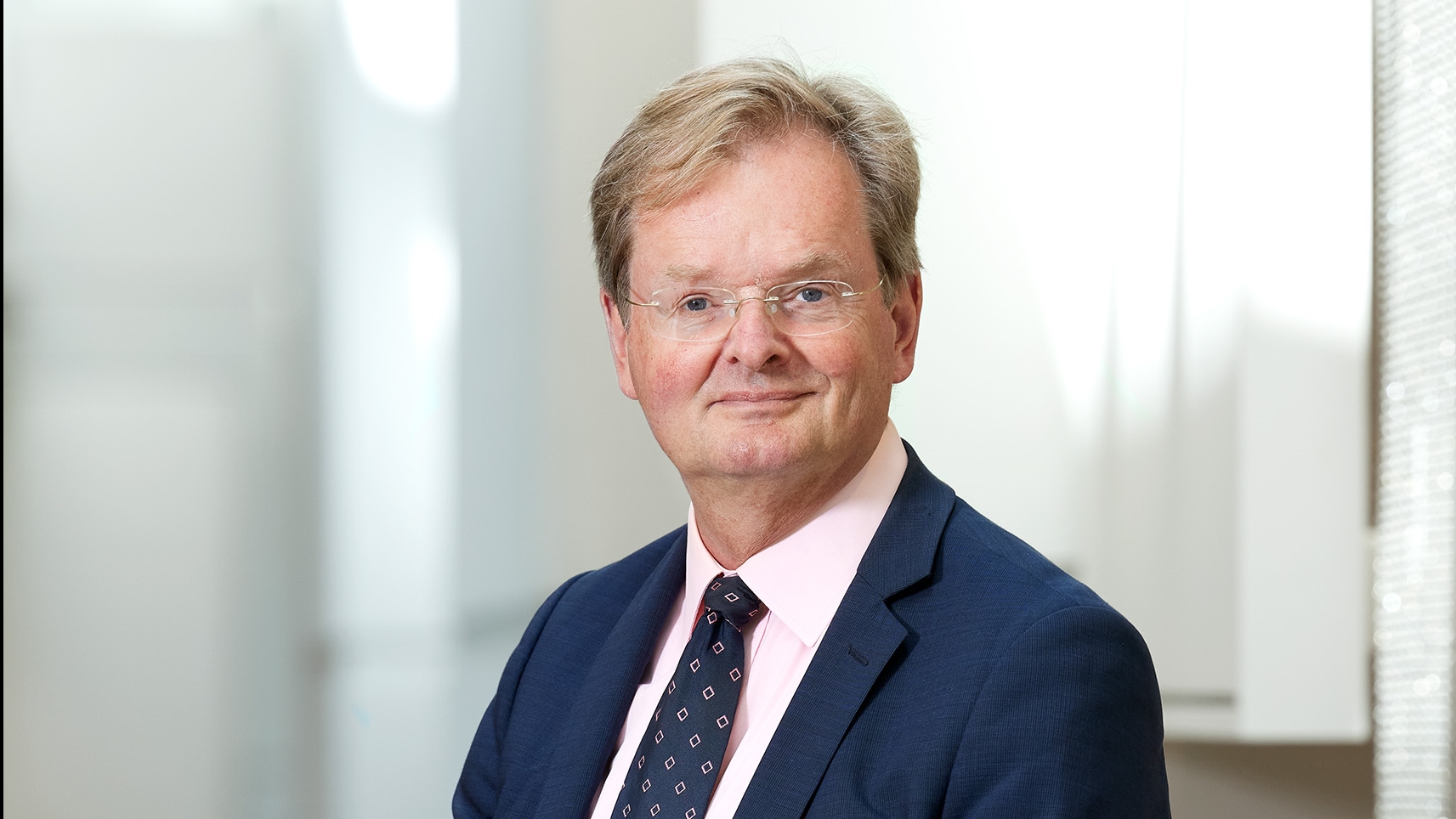 Bart Jan van Ettekoven wordt lid van het Gemeenschappelijk Hof - Raad ...